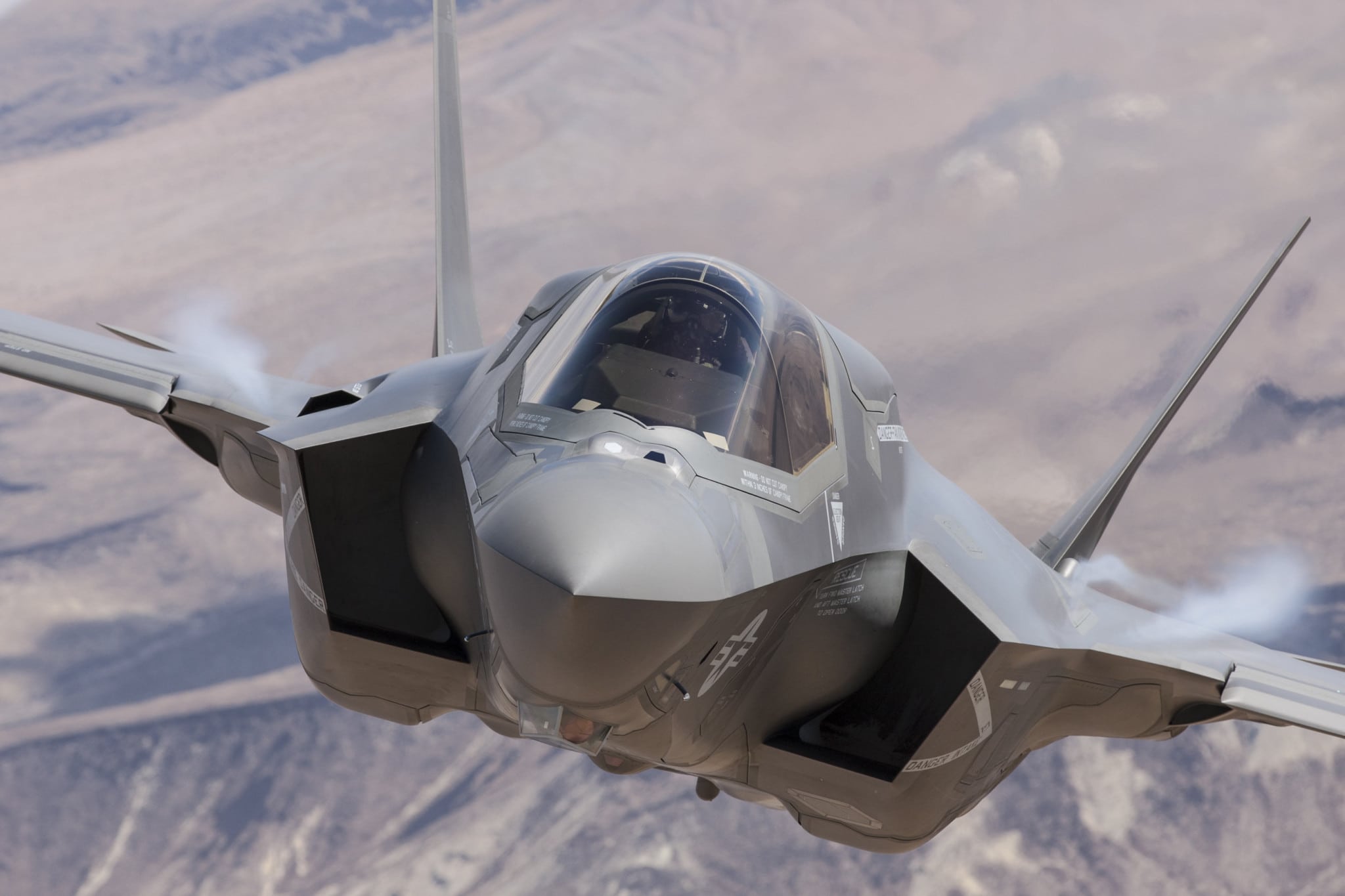 Navy Awards Pratt & Whitney $592 Million Contract Mod For F-35 Engines ...
