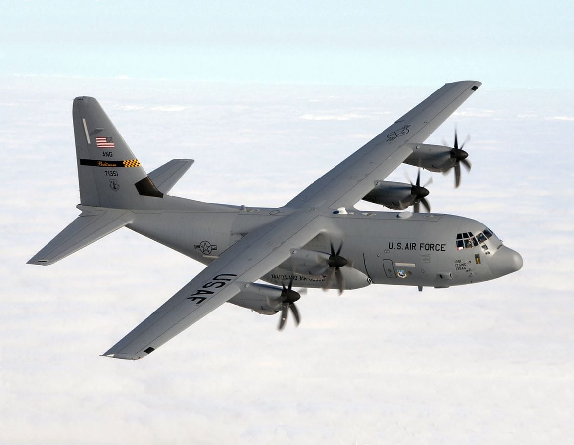 Air Force Temporarily Grounds One Quarter of C-130 Fleet Due to Cracks ...