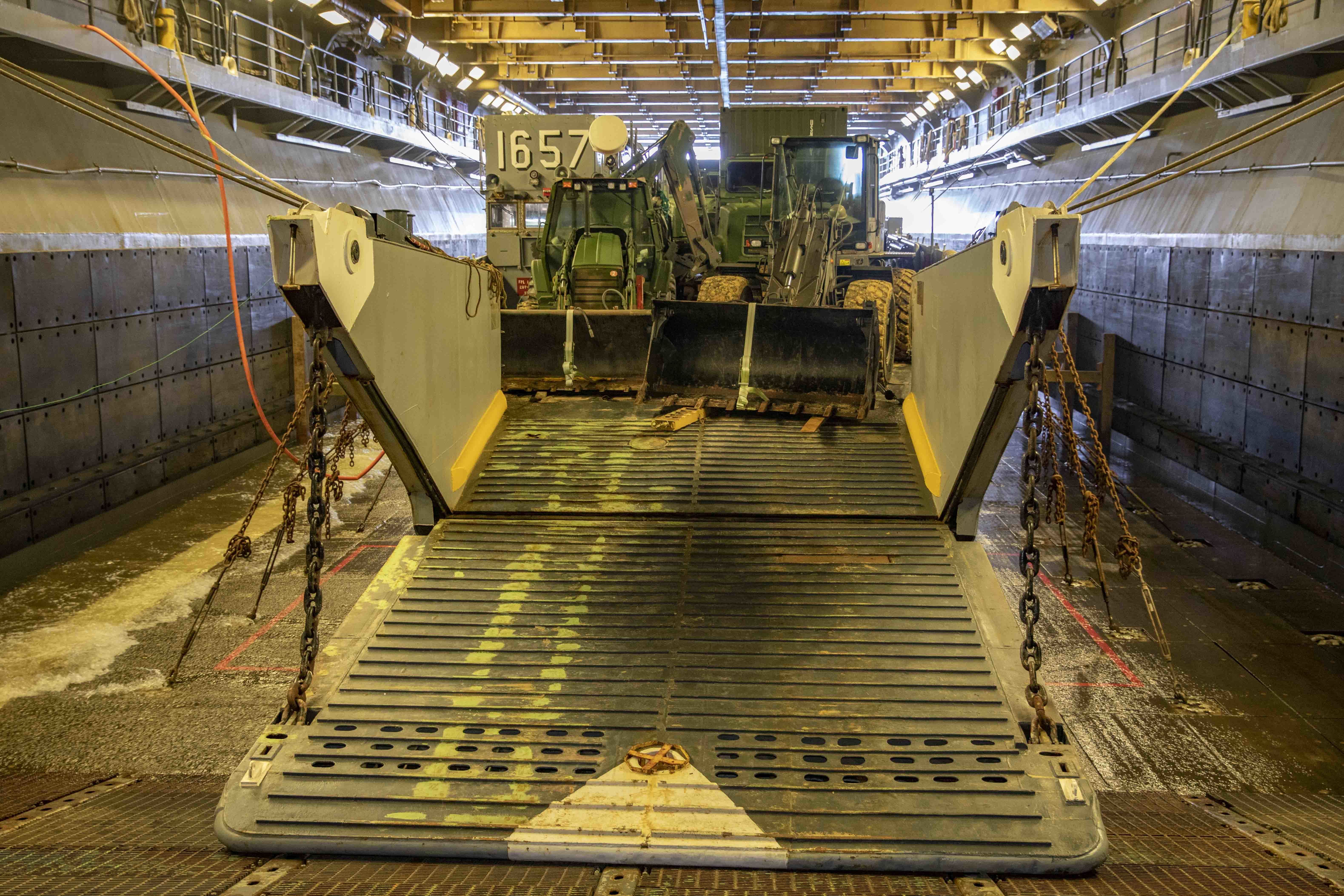 Military Has Florence Surrounded With Ships, Aircraft To Ensure Quick ...