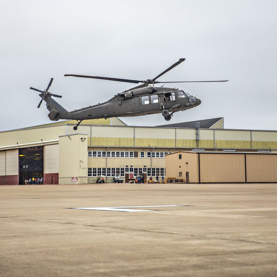 Army Conducts First Flight Of Fully-Upgraded UH-60V Black Hawk ... Army Conducts First Flight Of Fully-Upgraded UH-60V Black Hawk ...