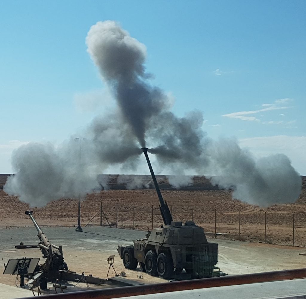 Rheinmetall, Northrop Grumman Partner On Extended Range 155mm Artillery ...