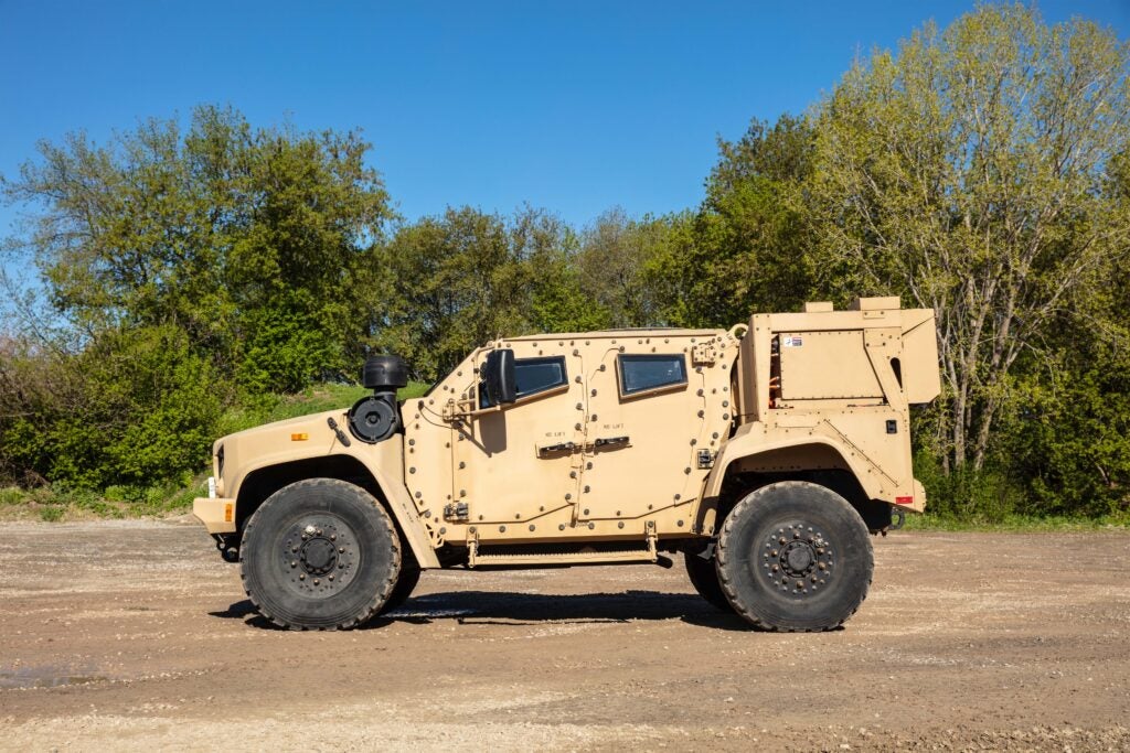 Oshkosh Defense’s Hybrid-Electric Version Of JLTV Impressed Army ...