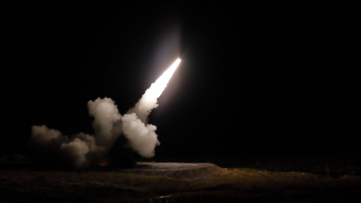 Lockheed Martin Tests System To Update Missiles In Flight With New ...