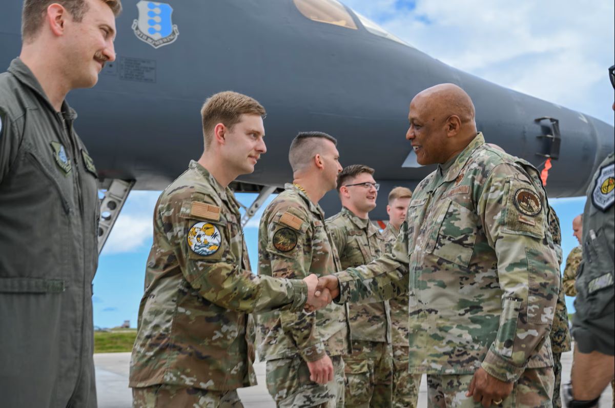 USAF May Recompete Software Applications for STRATCOM System - Defense ...