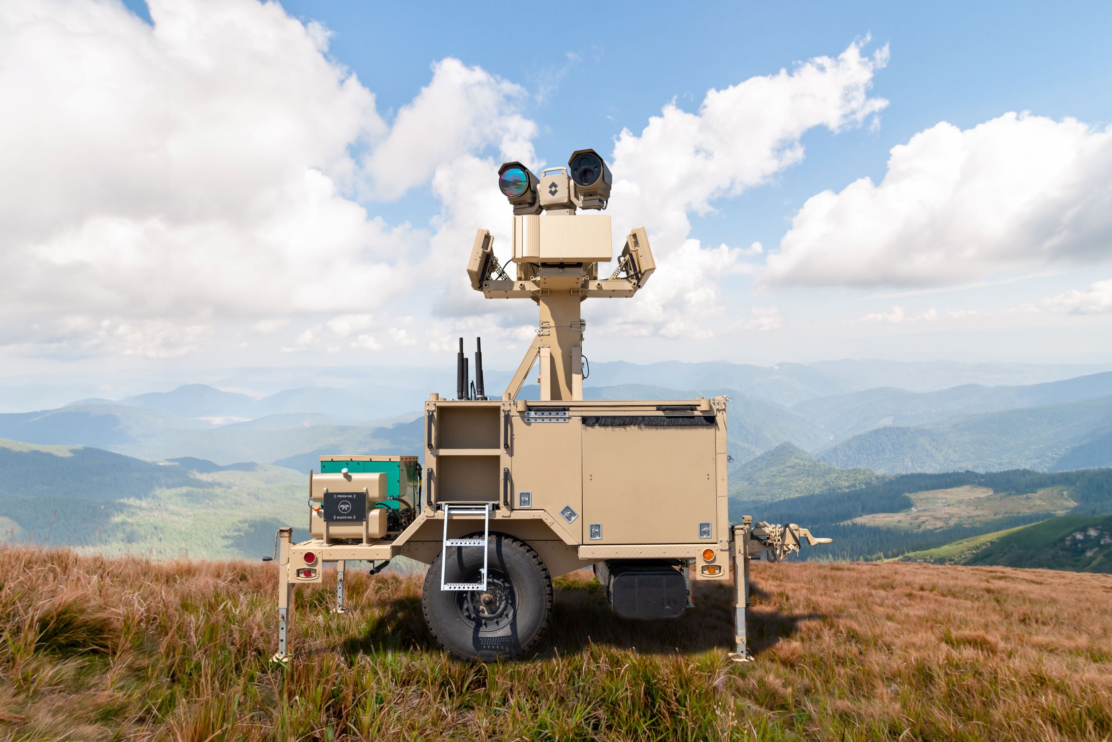 Teledyne, Leonardo DRS Unveil Counter-UAS Solutions - Defense Daily