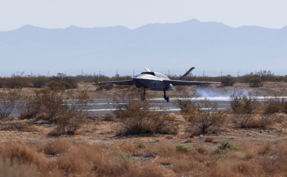 CCA And FAMM Early Examples Of New Mode Of Acquisition, USAF Says ...